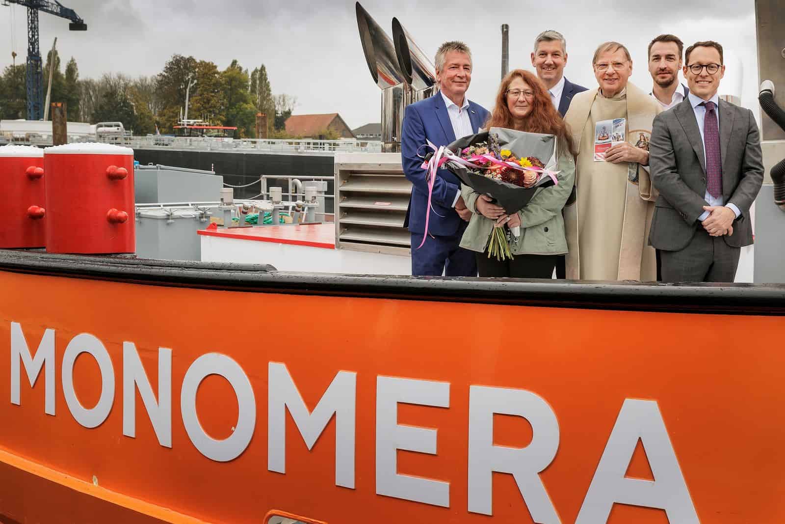 Frohe Feiertage wünscht Orbia Polymer Solutions (Vestolit) - Vestolit ...